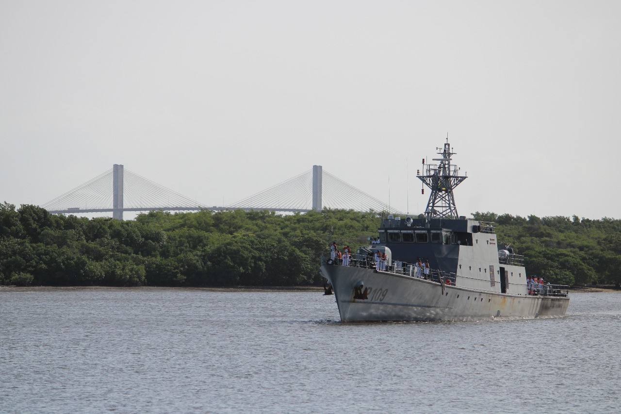 Navios da Marinha de Camarões chegam a Natal para comemoração dos 200 ...
