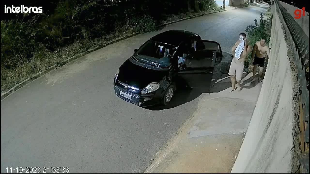 VÍDEO: Pela segunda vez, PM salva bebê engasgado com leite após pais ...