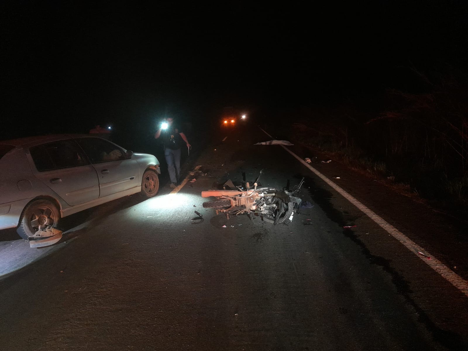 Mulher morre em acidente entre motocicleta e carro na TO-010 ...