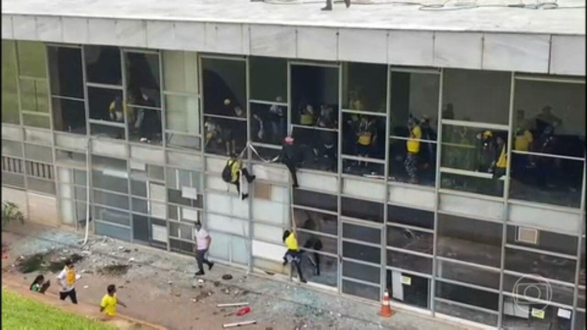Stf Começar A Julgar Nesta Semana Se Os Primeiros Denunciados Nos Atos