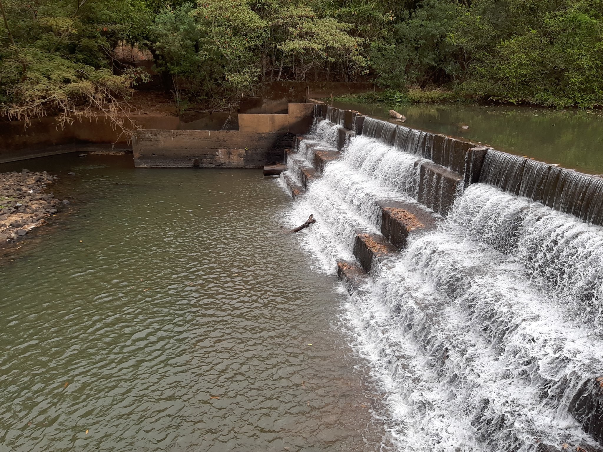 Consumo de água aumenta pelo segundo mês seguido em Uberlândia; vazão ...