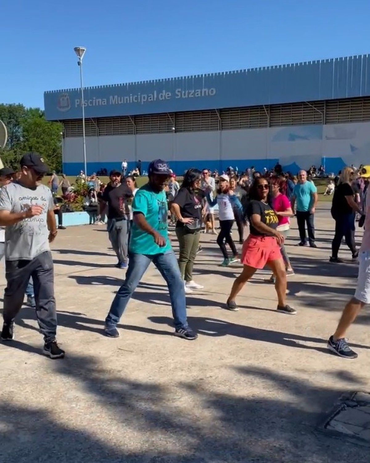 ‘Flashback no Parque’ movimenta o Parque Max Feffer, em Suzano, neste ...