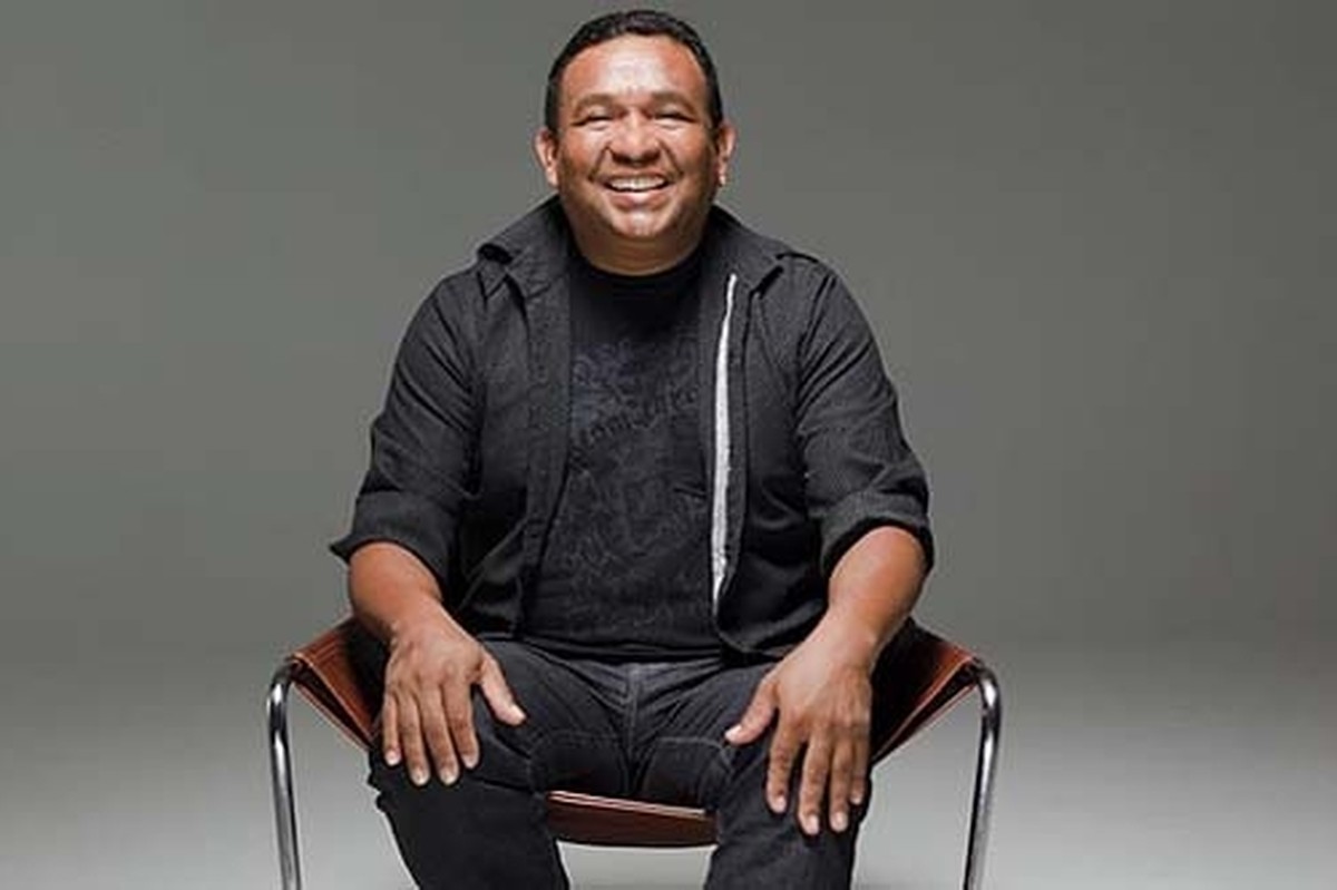 Cantor Kim Marques comemora seu aniversário em live no domingo, 30 ...