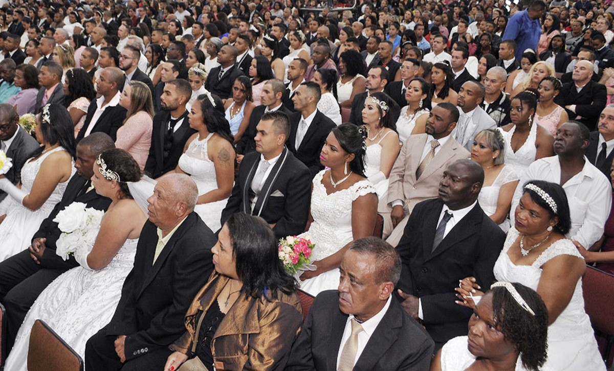 Casamento comunitário contempla 50 casais em Santos Dumont; saiba como ...