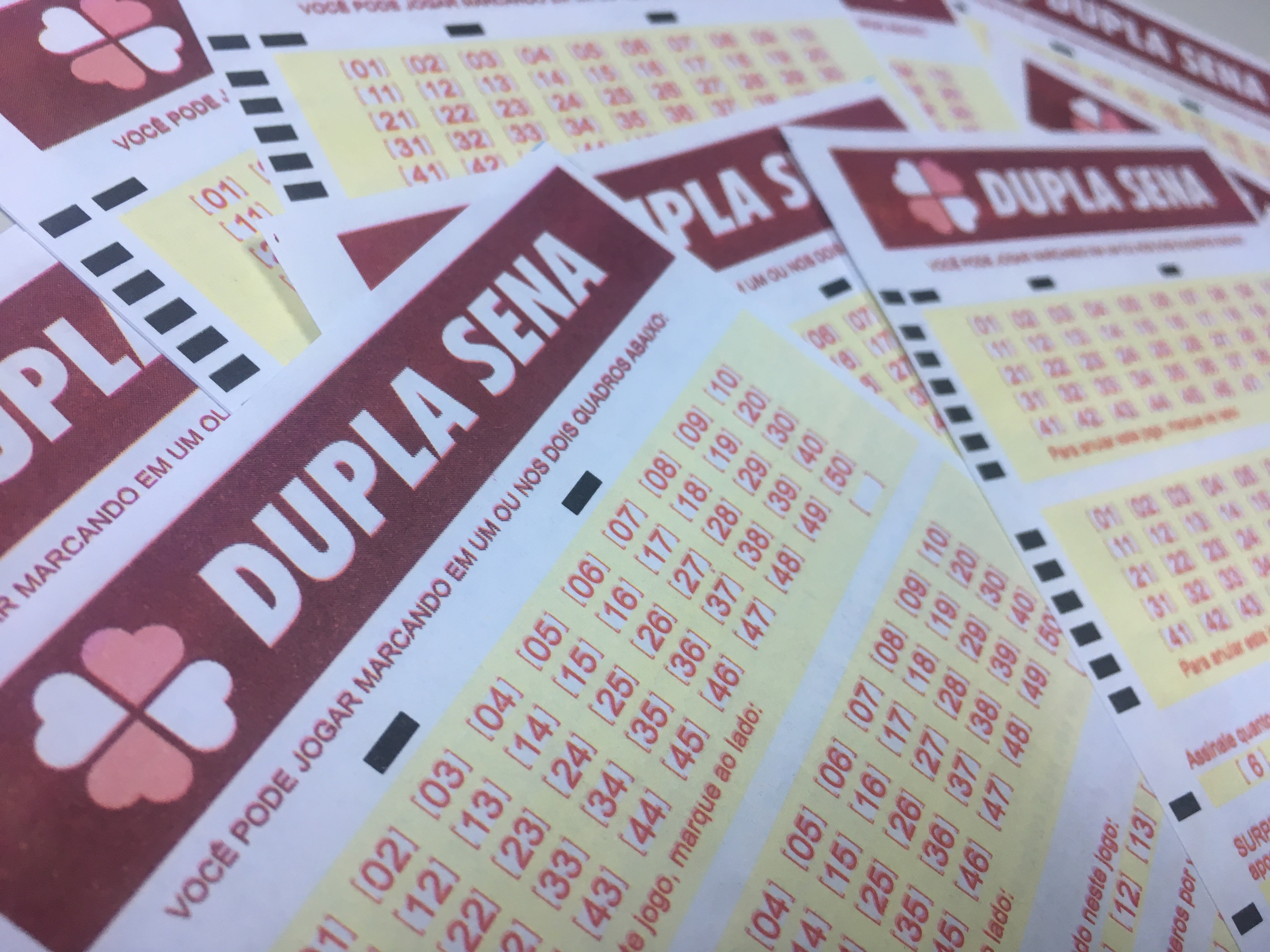 Aposta simples do Paraná leva sozinha prêmio milionário na Dupla Sena ...
