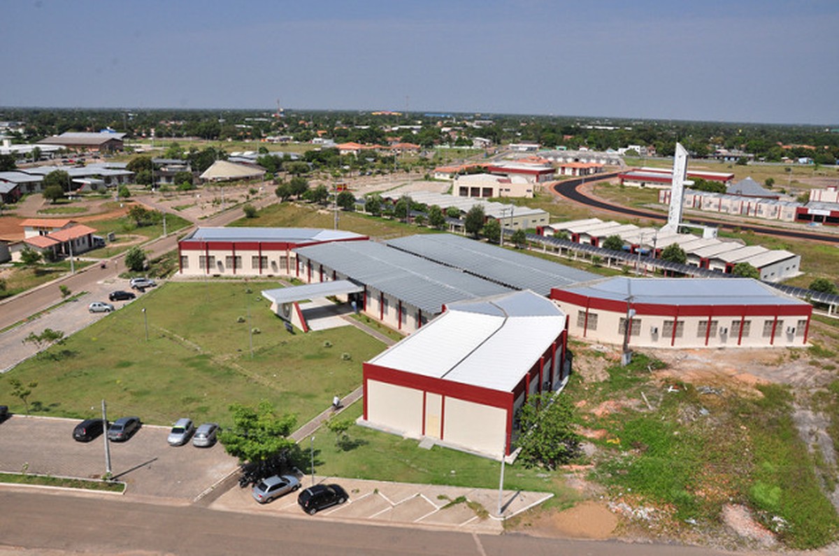 UFRR abre quatro vagas para professor visitante | Roraima | G1