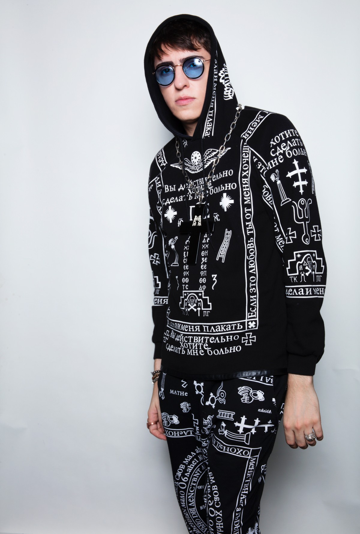 DJ Boss in Drama joga balada do filme 'Nasce uma estrela' na pista da ...