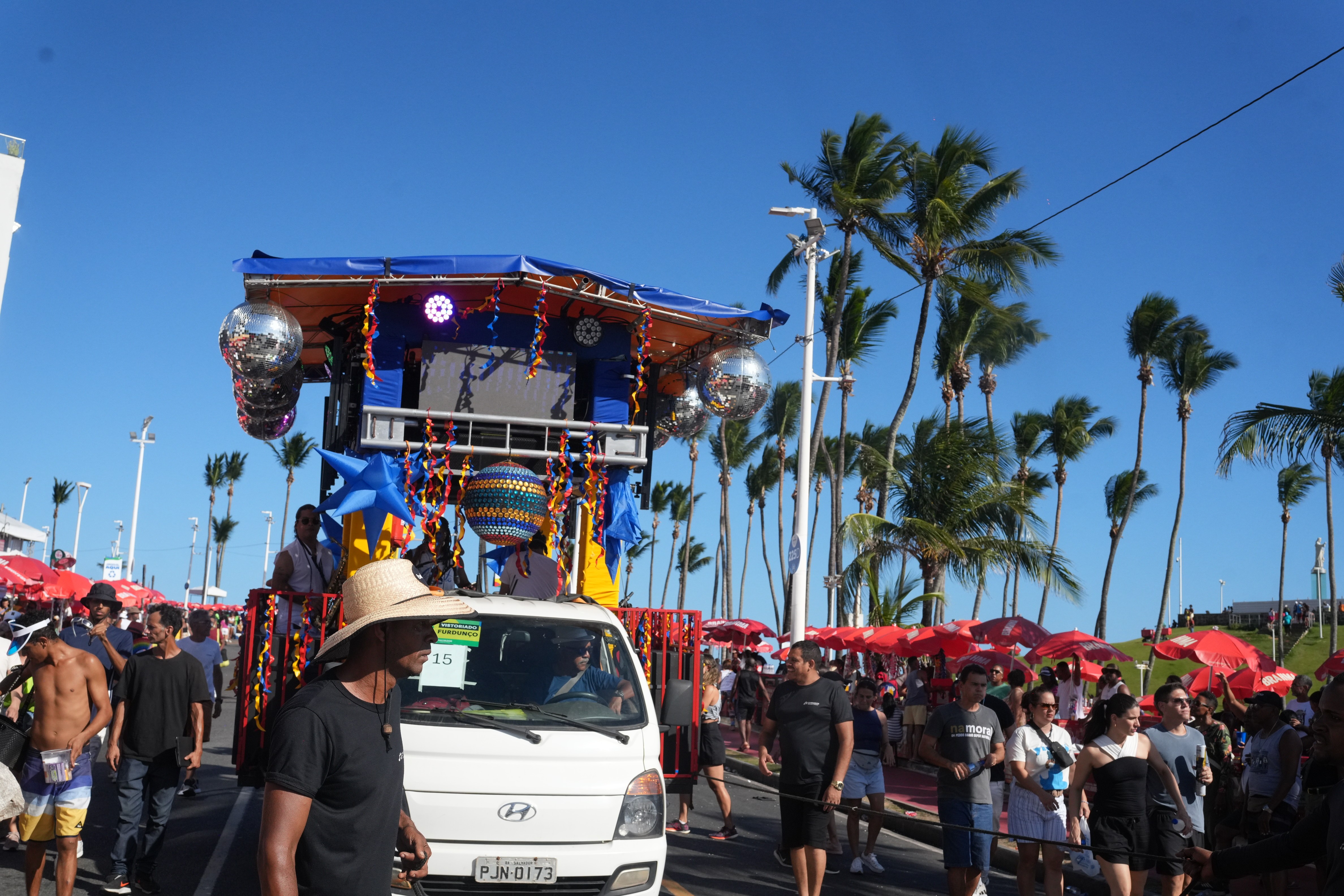 FOTOS: veja imagens do primeiro dia de pré-carnaval em Salvador | G1