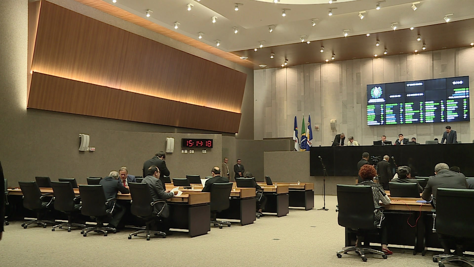 Patrimônio dos deputados estaduais que criaram três auxílios para eles ...