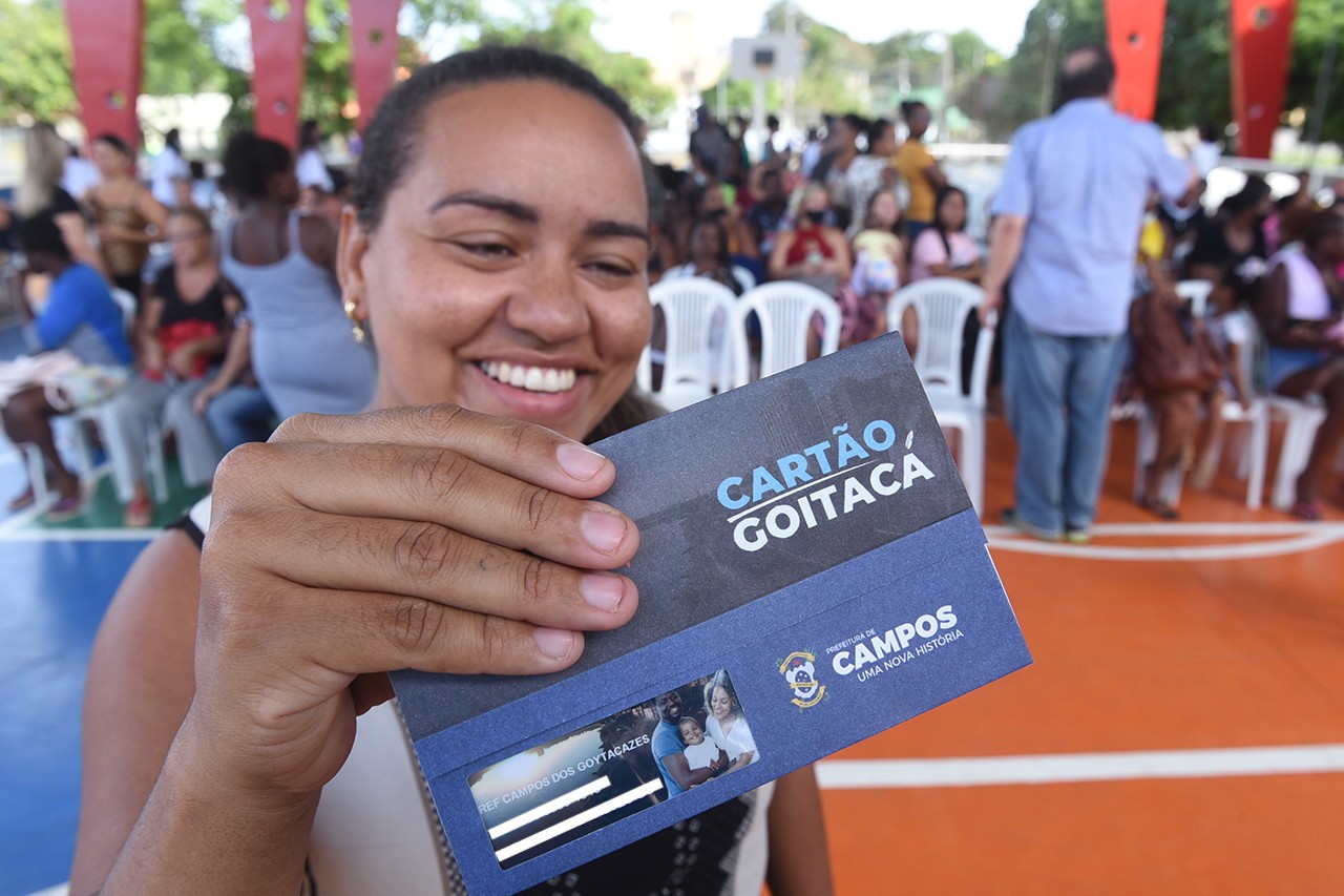 Campos, RJ, entrega 'Cartão Goitacá' a mais 845 famílias nesta terça ...