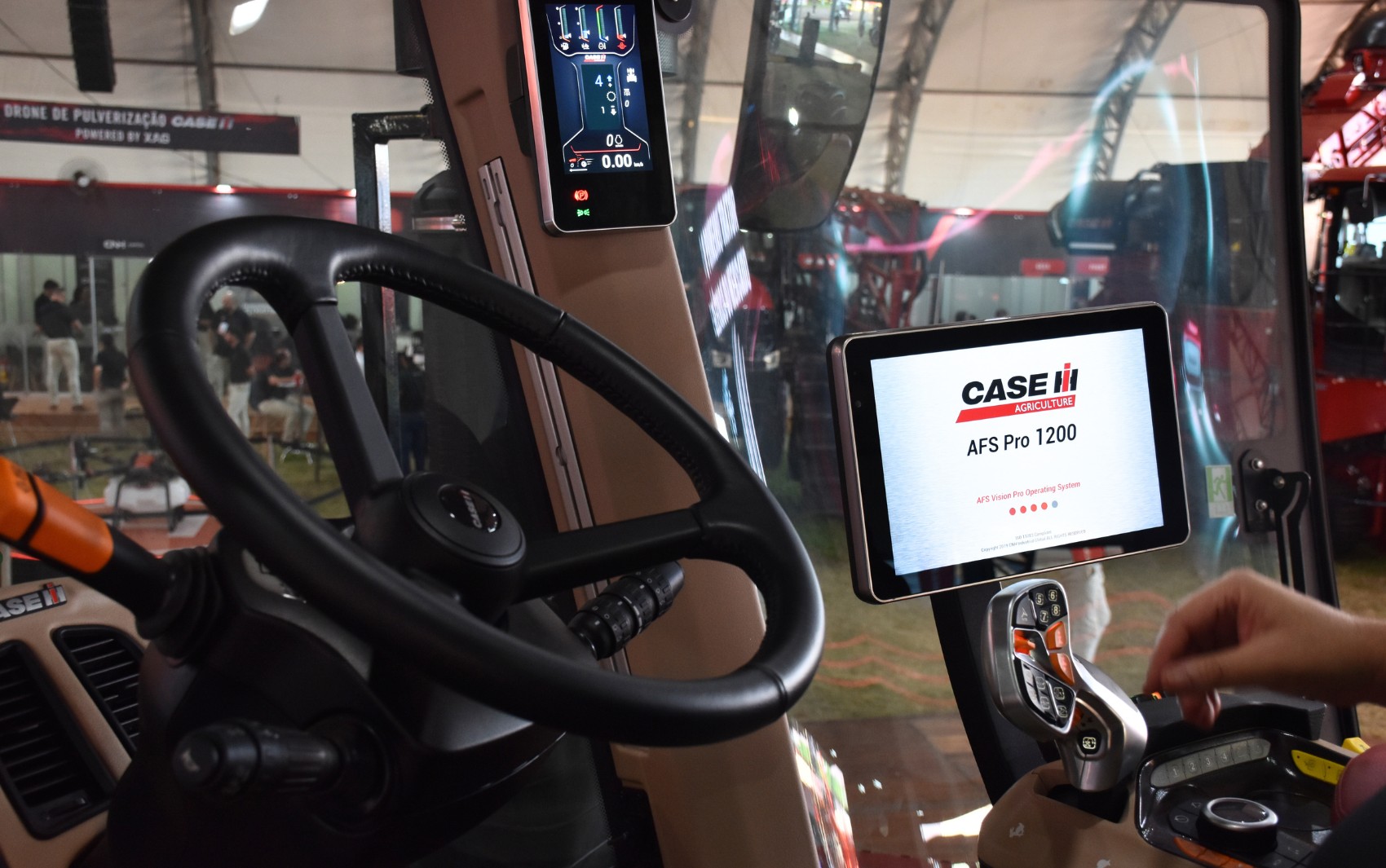 Telemetria, força e eficiência: tratores 'top de linha' reúnem ...