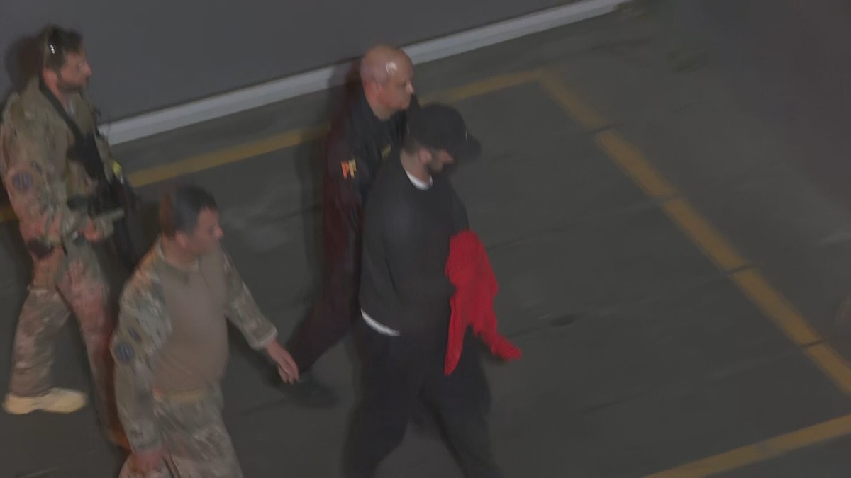 Extraditado ao Brasil e preso, Thiago Brennand passa por audiência de ...