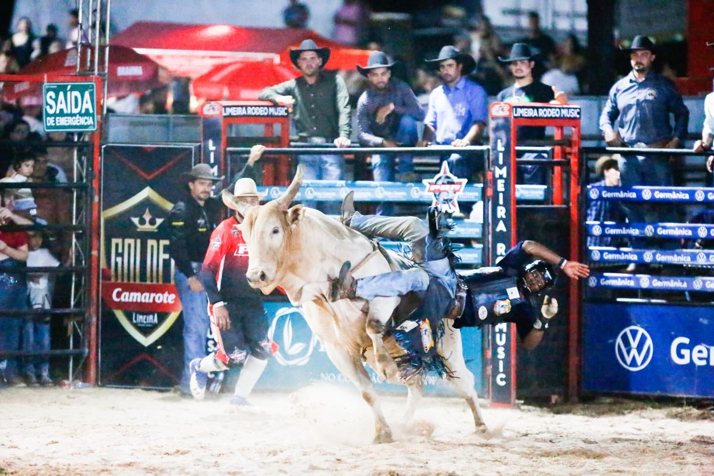 Gusttavo Lima faz história no Limeira Rodeo com show de 5h30 até o meio ...