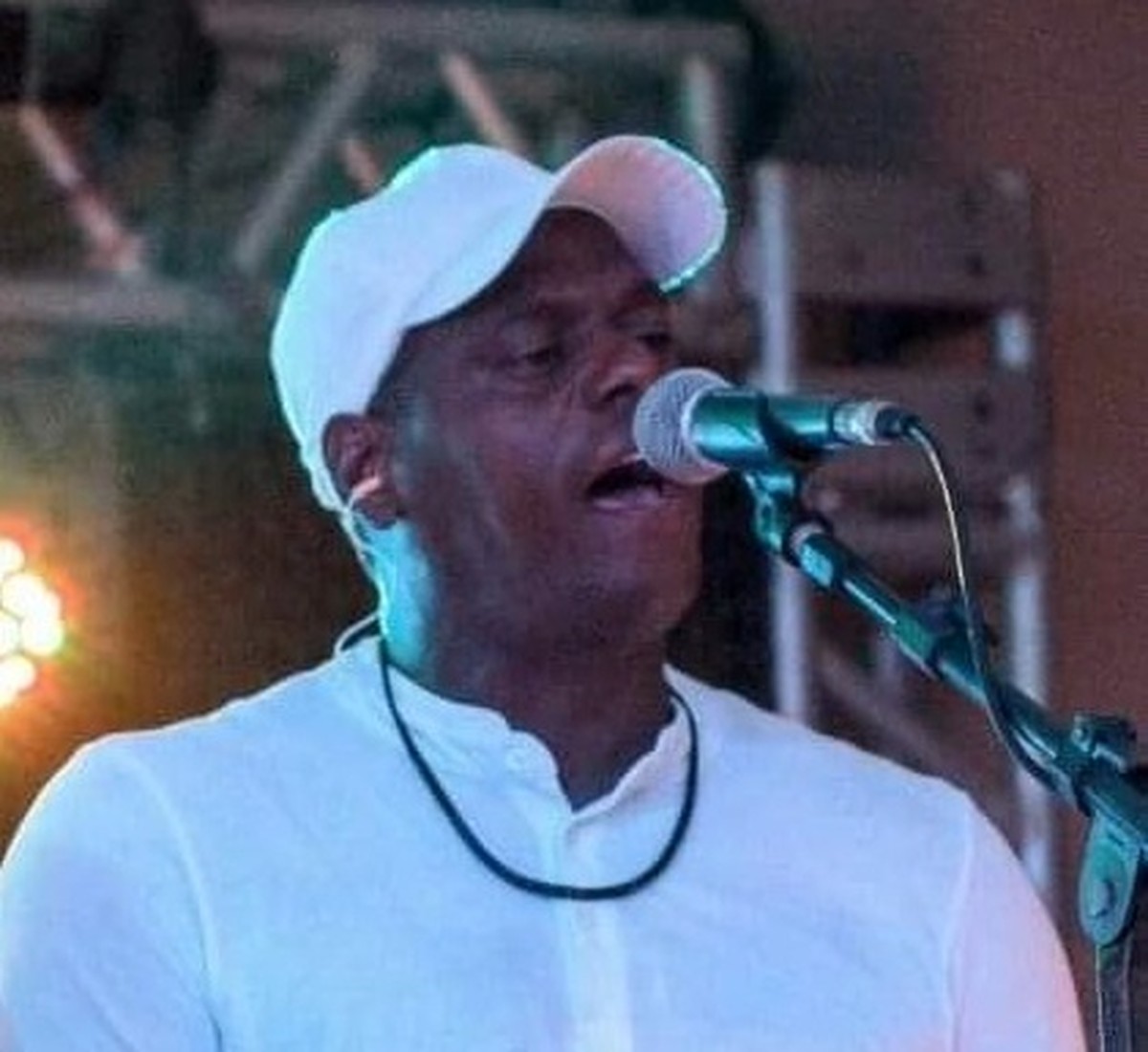 Percussionista Nêgo Ni morre aos 46 anos em hospital no Recife, com ...