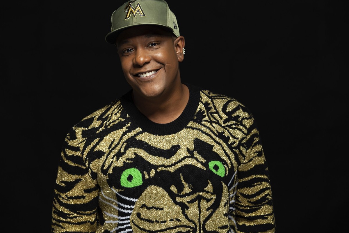 Márcio Victor canta 12 músicas inéditas na gravação de álbum ...