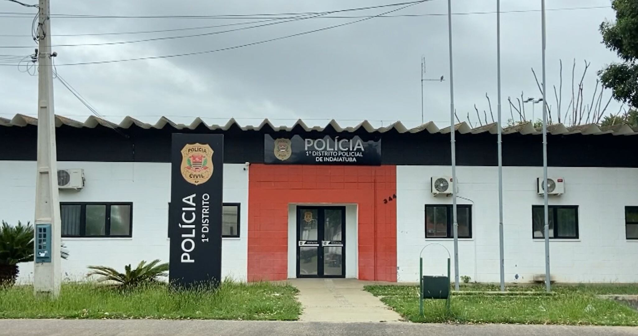Adolescente morre após bater moto contra poste em Indaiatuba | G1