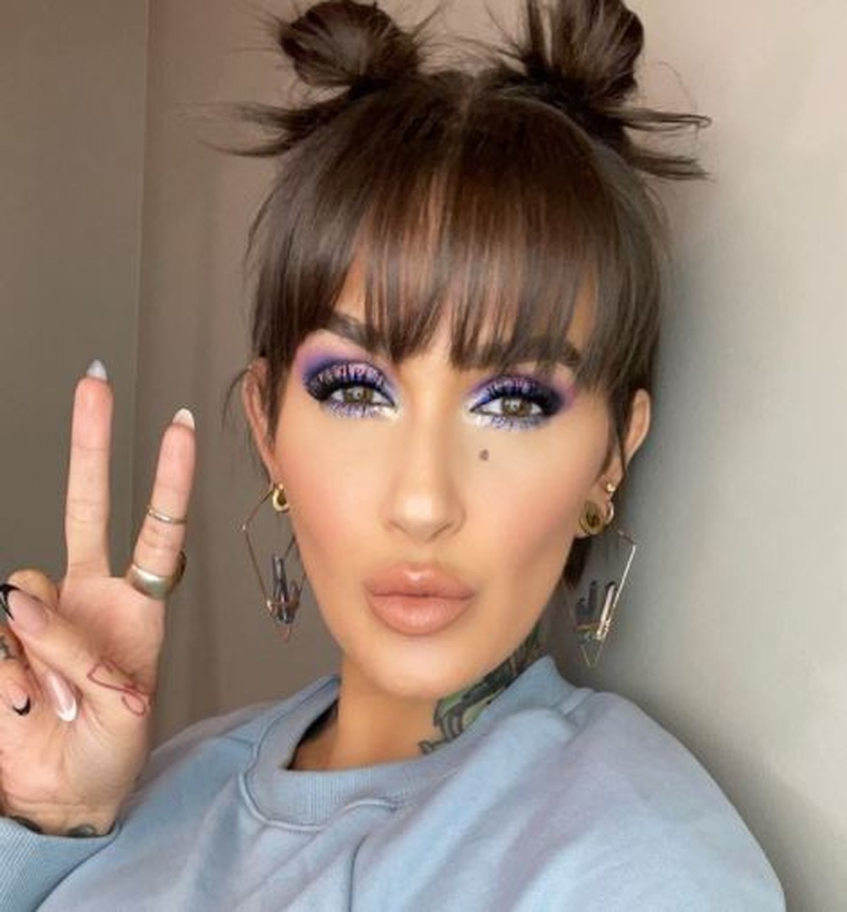 Youtuber e maquiadora Mel Thompson morre aos 35 anos | Pop & Arte | G1