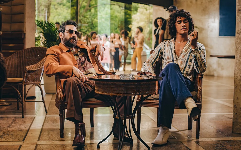 Filipe Bragança incorpora Sidney Magal com precisão magnética no filme ...