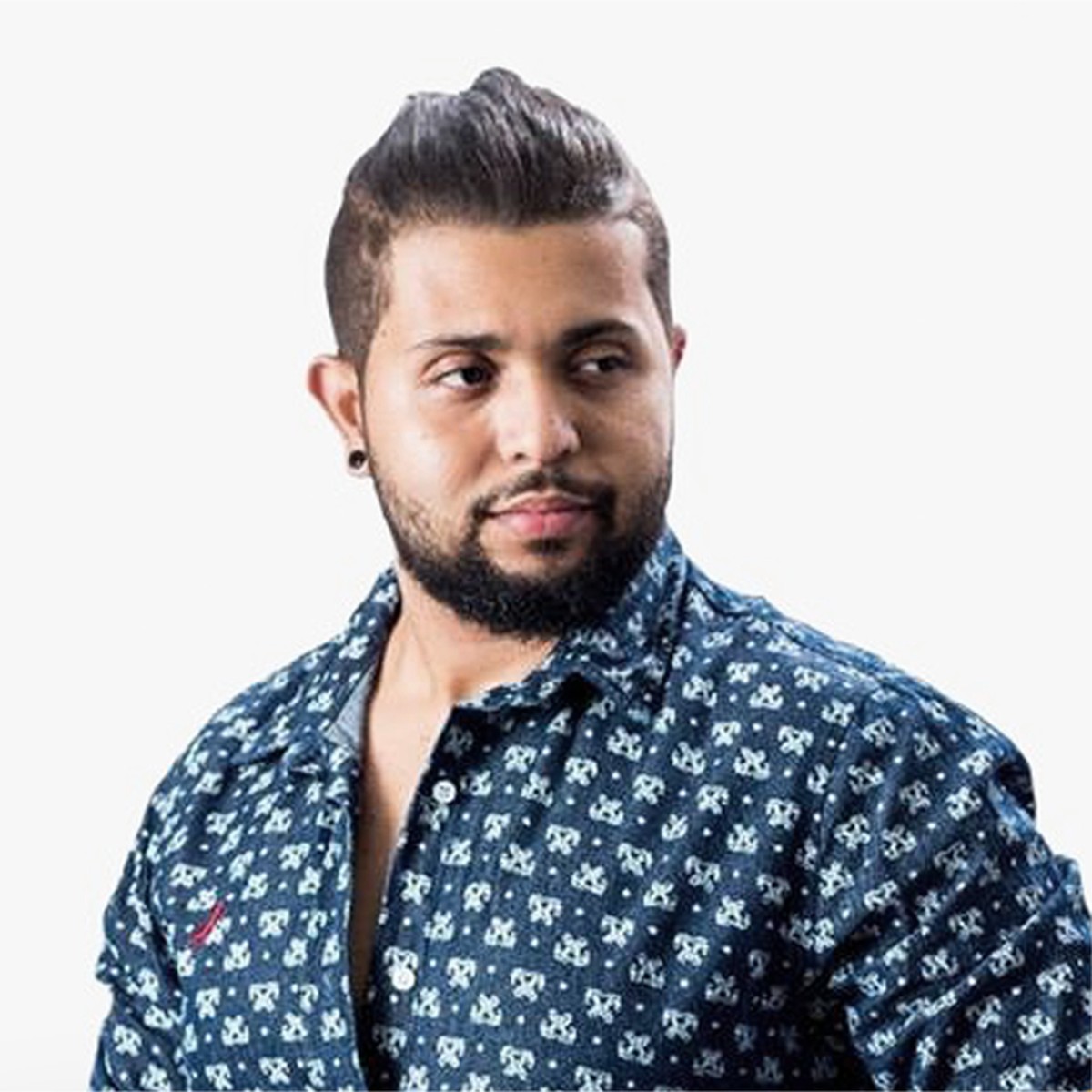 Cantor Rafael Rodrigues faz show sertanejo de graça em Volta Redonda ...