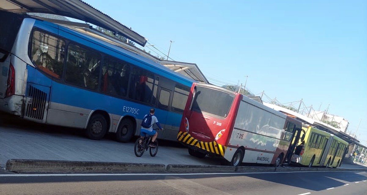 Ônibus recém-incorporados ao BRT e usados no Rock in Rio dão pane no primeiro dia no sistema ...