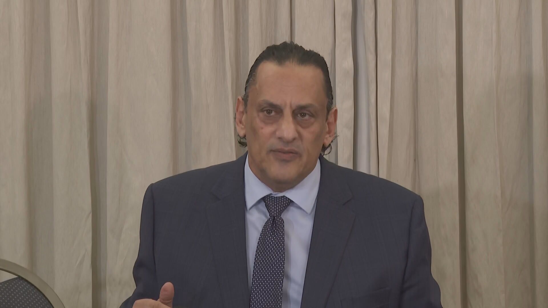 De 'nunca vi' a 'paguei com dinheiro': o que Wassef já disse sobre o ...