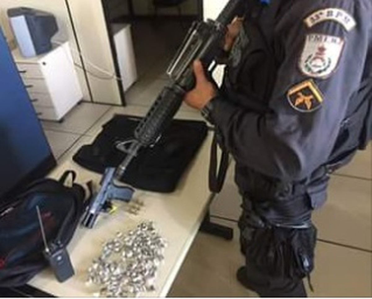 Suspeito é detido após trocar tiros com polícia no Belém, em Angra dos Reis | Sul do Rio e Costa ...