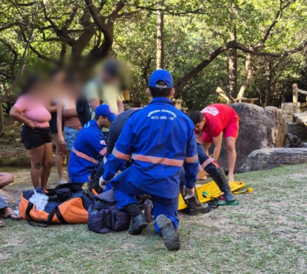 Adolescente que participava de excursão escolar morre afogado em ...