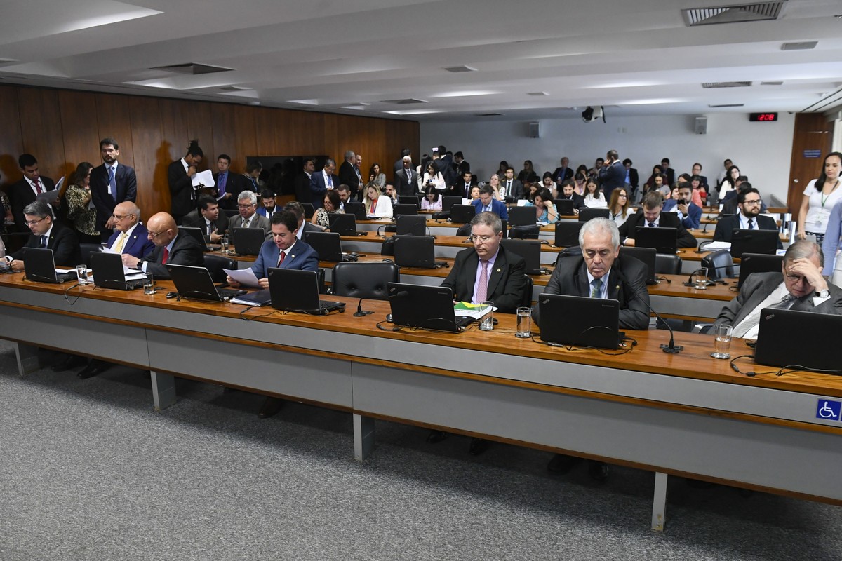 Ccj Do Senado Aprova Pec Que Prorroga Prazo Para Estados E Munic Pios Pagarem Precat Rios