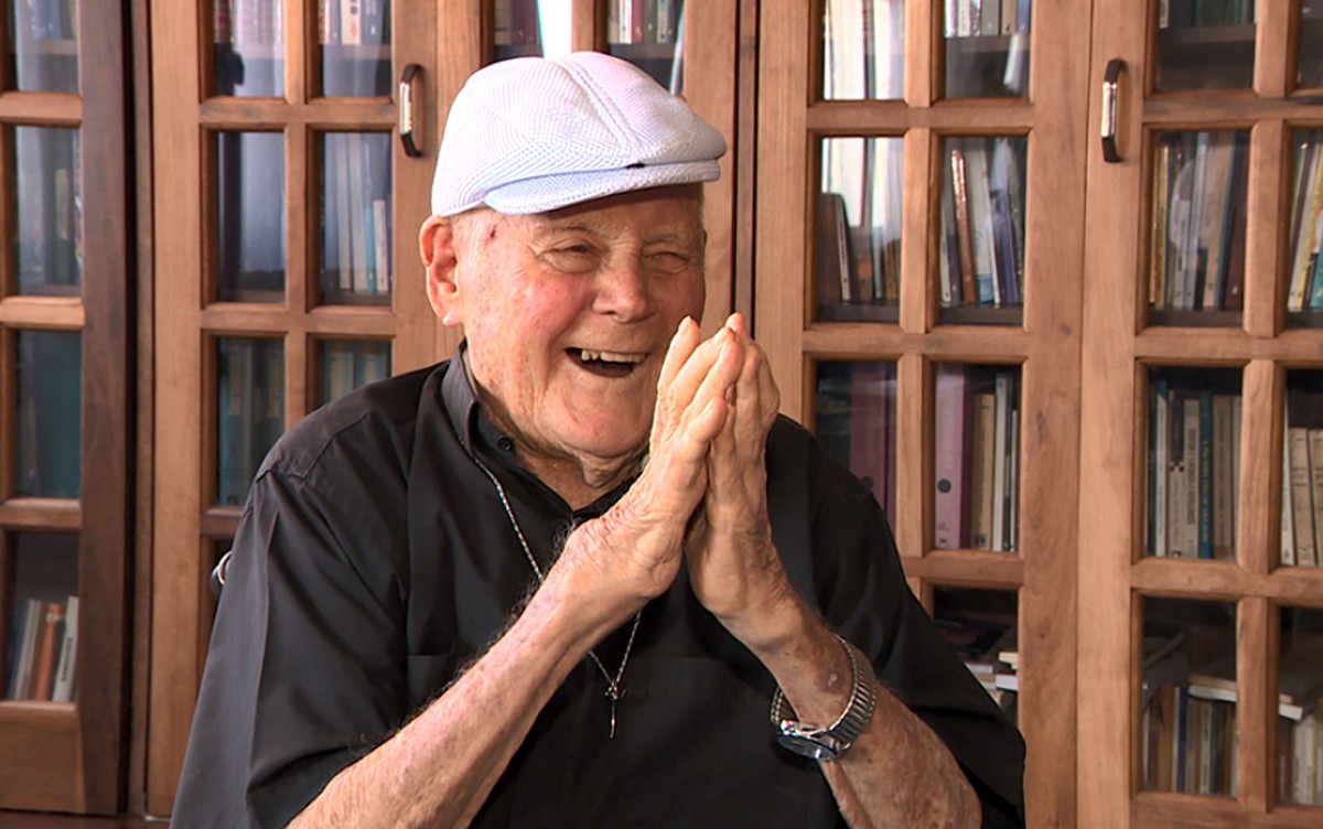 Padre Haroldo Rahm, referência no acolhimento de dependentes químicos ...