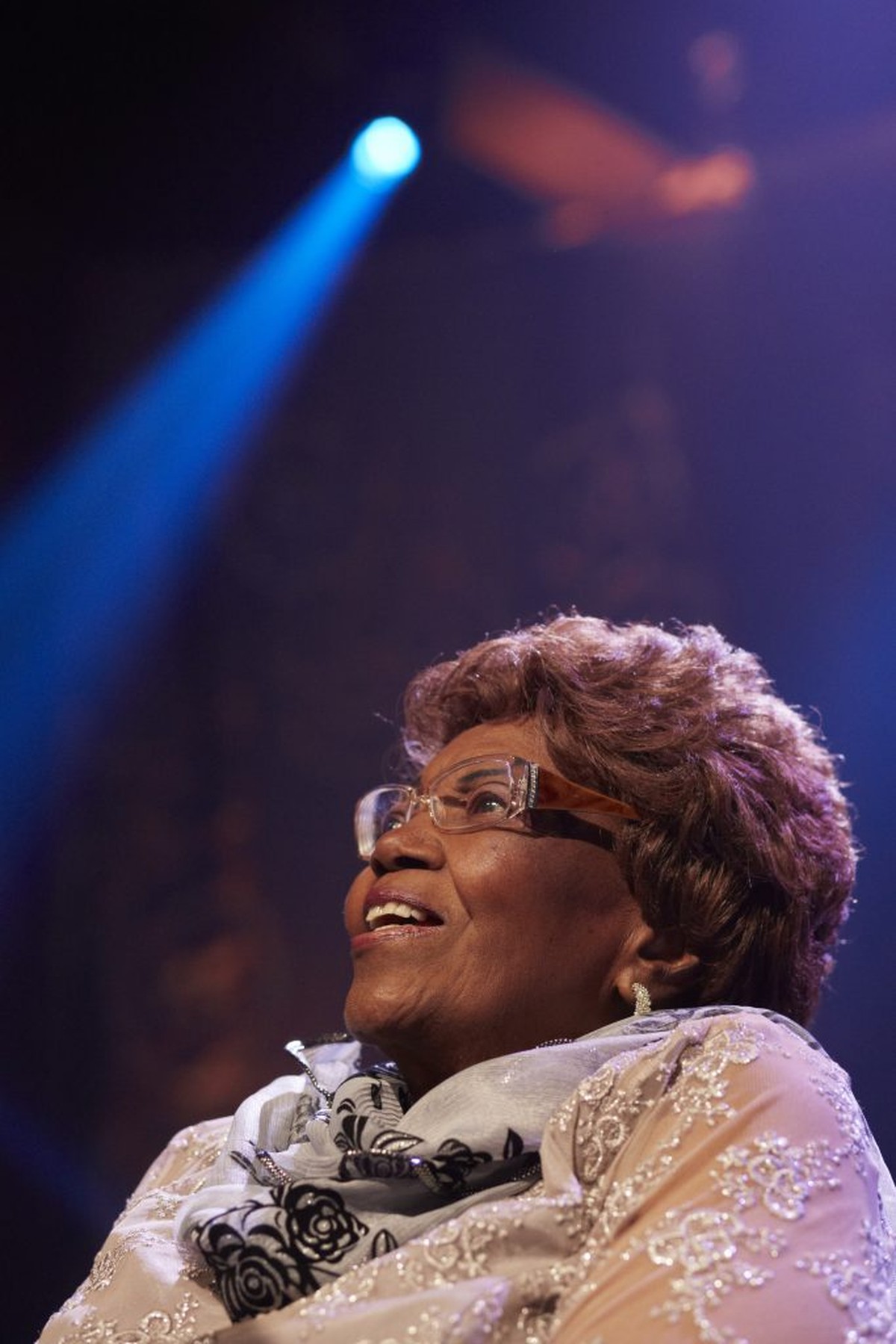 Sob luz da inspiração, samba de Ivone Lara combate a tristeza com amor ...