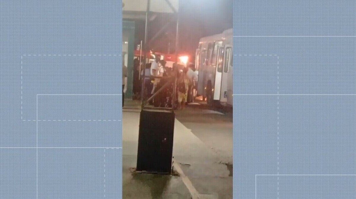 Cozinheira atropelada por ônibus em terminal na Serra, ES, tem perna amputada | Espírito Santo | G1