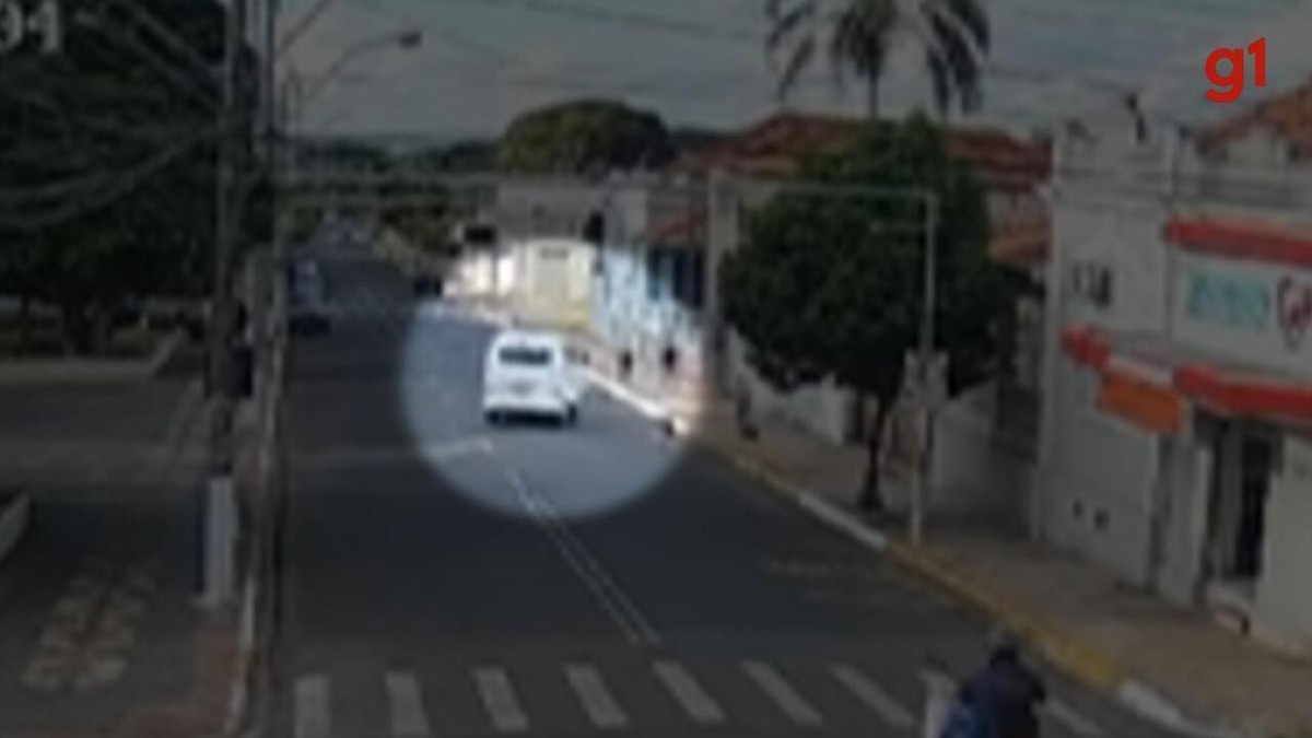 Motorista Embriagado Atropela Menino Em Calçada No Interior De Sp