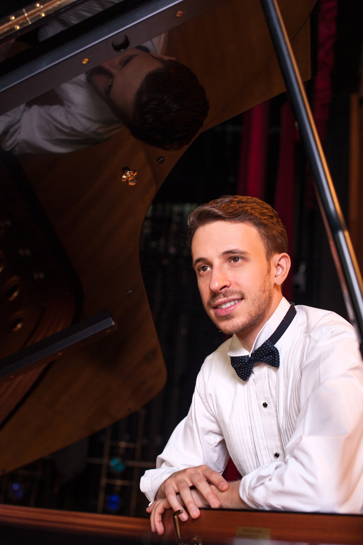 Pianista catarinense Pablo Rossi se apresenta nesta terça-feira no CIC ...