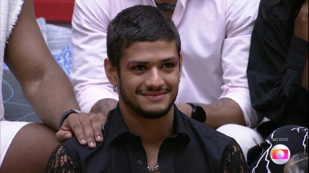 Gabriel Santana é eliminado no paredão do 'BBB 23' com 56,45% dos votos ...