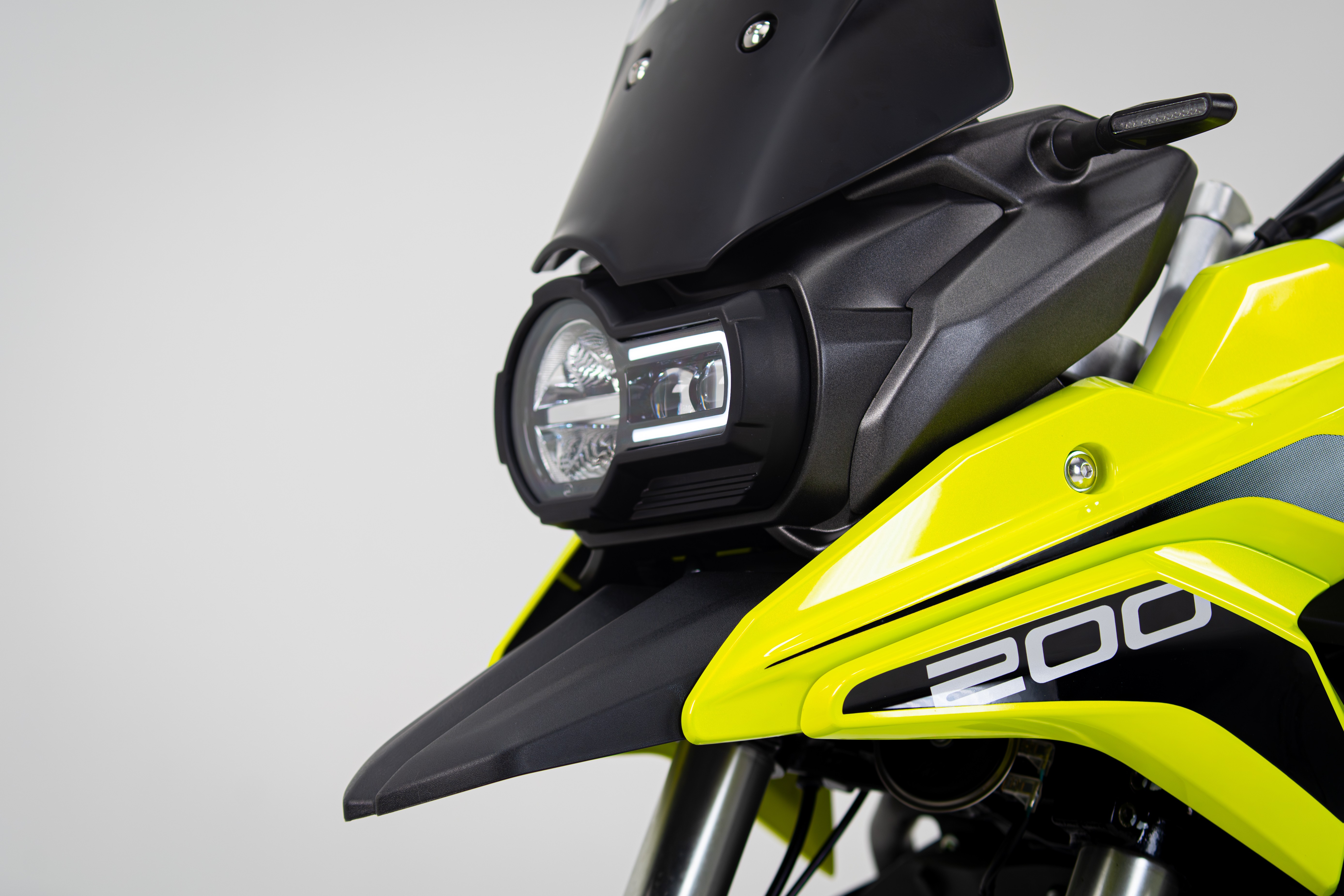 VÍDEO: veja como é a Shineray Storm 200, nova concorrente de Honda Bros ...