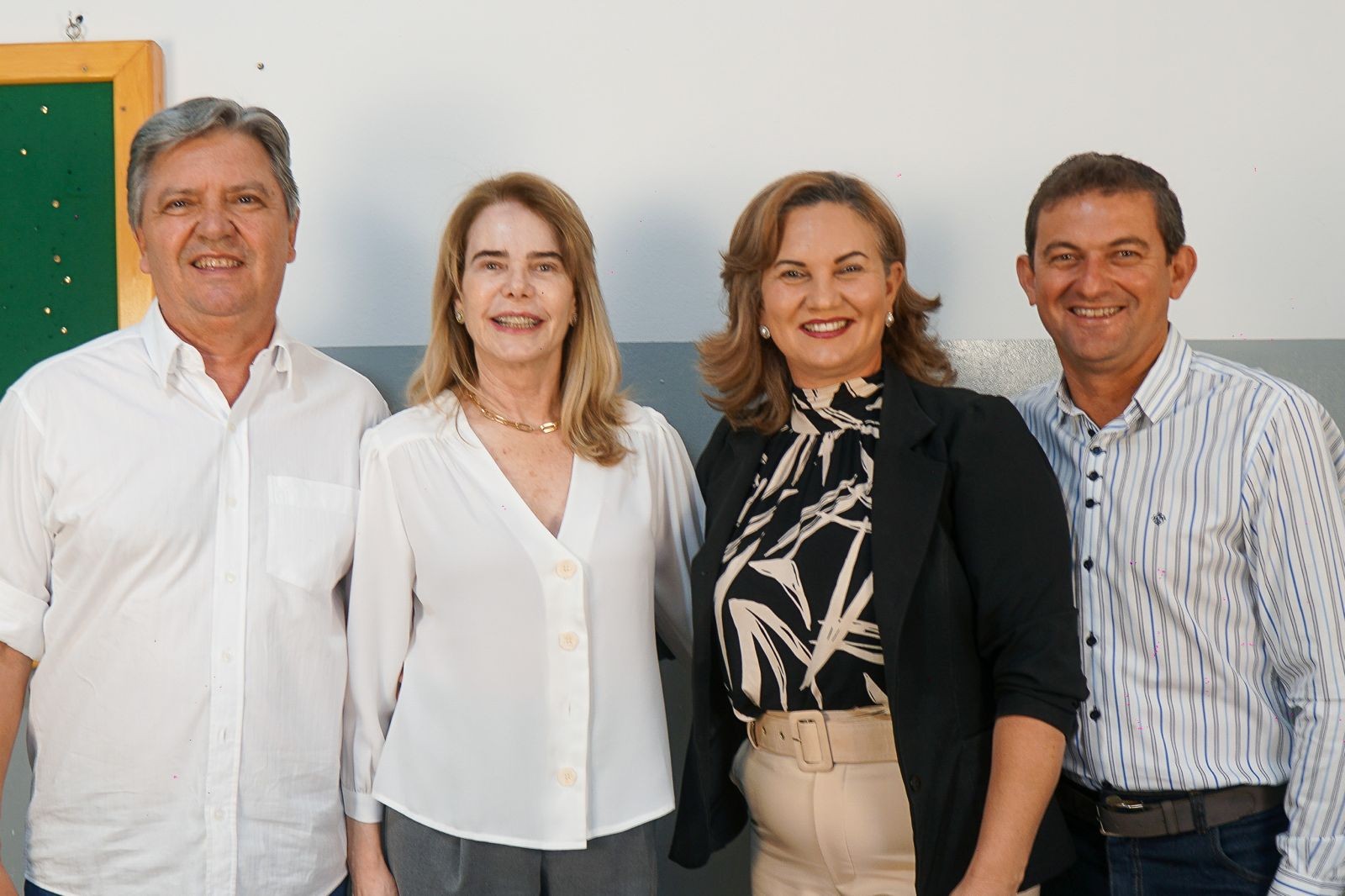 Prefeito reeleito em Alfredo Marcondes promete investir em obras na ...
