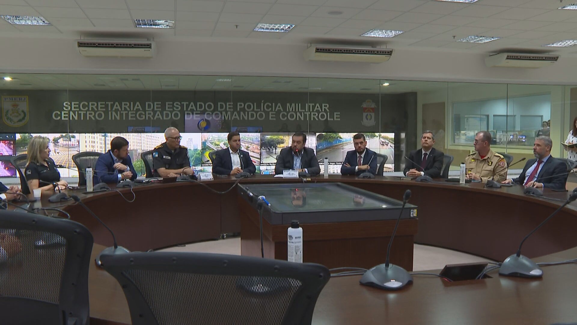 Pouco antes de recriar secretaria, Cláudio Castro disse que números da ...