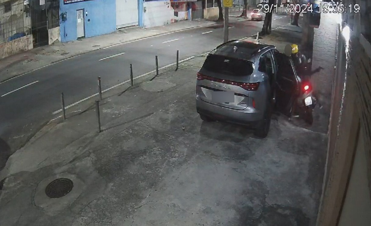 Militar reage a tiros a tentativa de assalto e atira contra criminosos no Méier; VÍDEO | Rio de ...