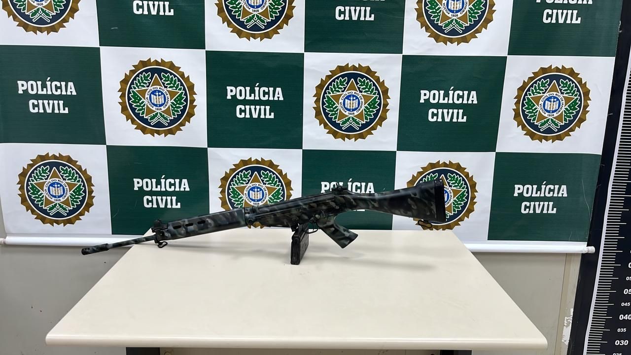 Polícia Civil recupera fuzil levado de quartel da Marinha por ex ...