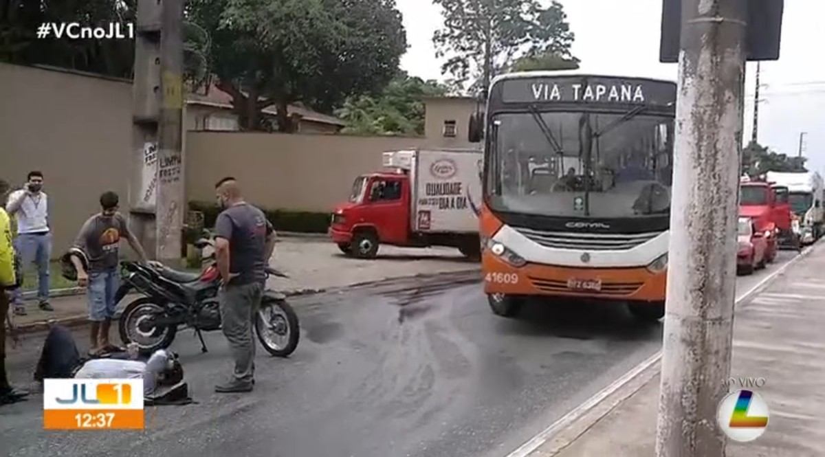 Pedestre é atropelado ao tentar atravessar a av. Mário Covas | Pará | G1