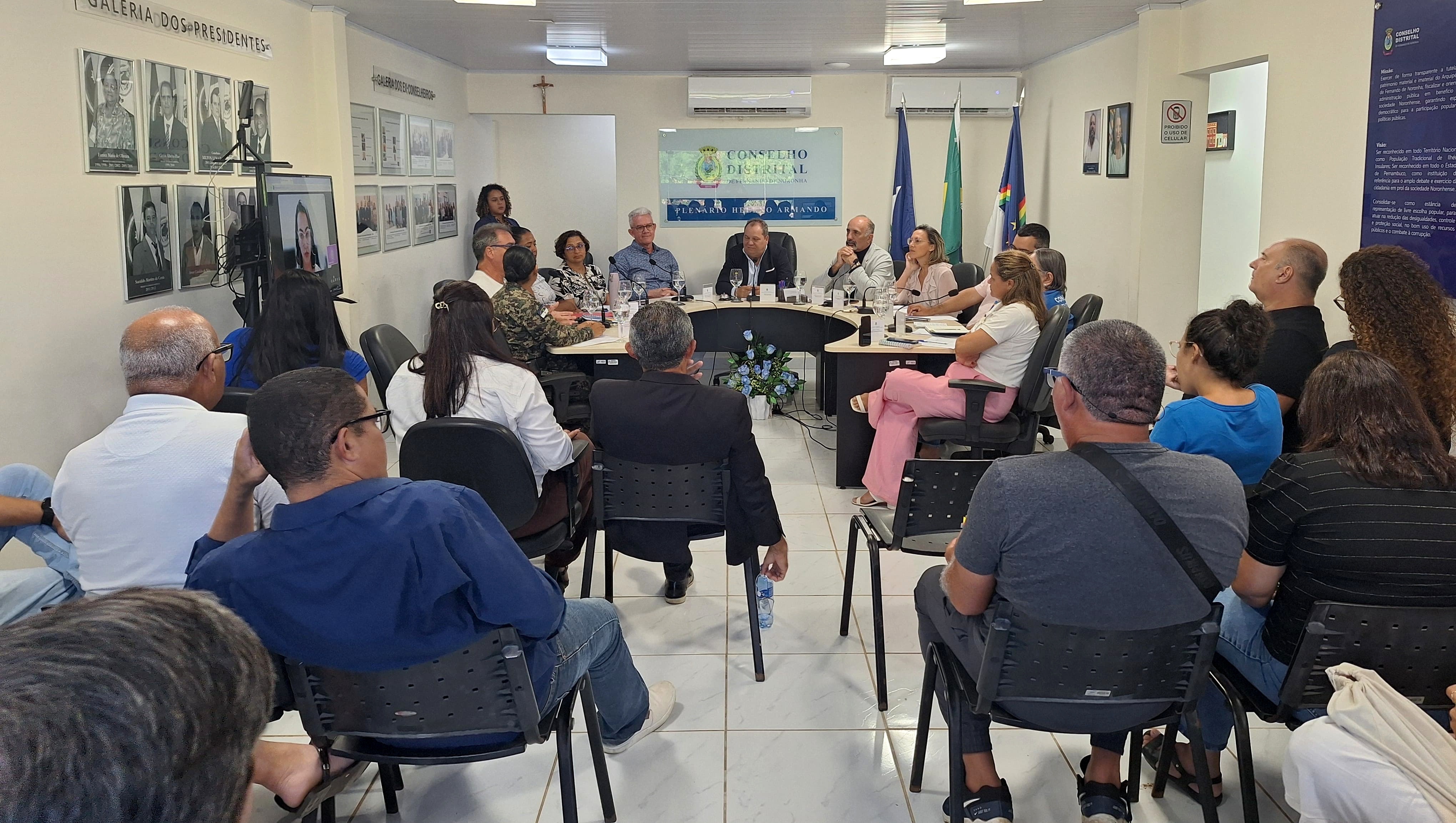 Audiência pública discutiu os problemas de crianças e jovens de Noronha ...