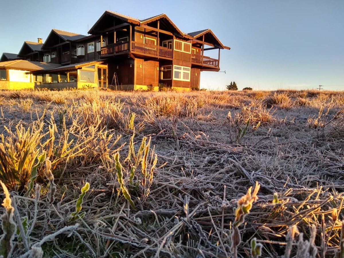 Cidades do interior do RS registram geada e sensação térmica negativa