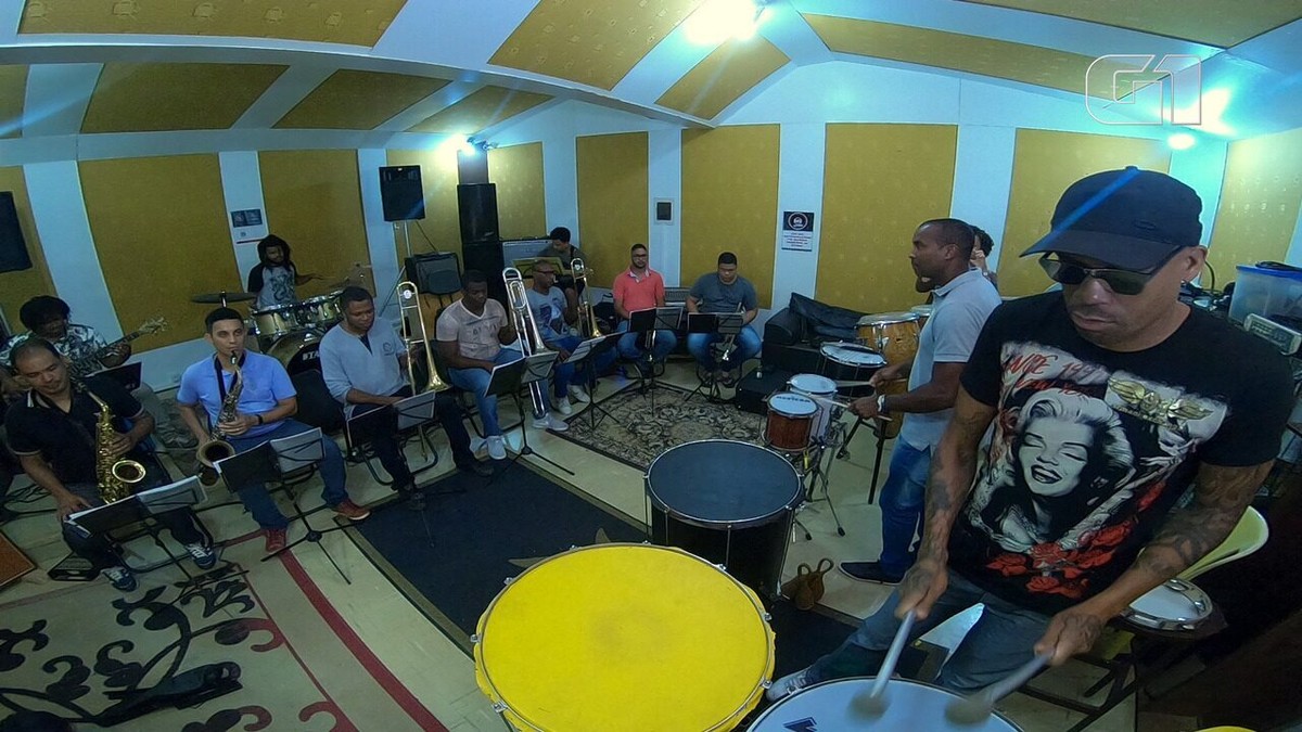 Sanbone faz concerto gratuito com participações de Roberto Mendes e ...