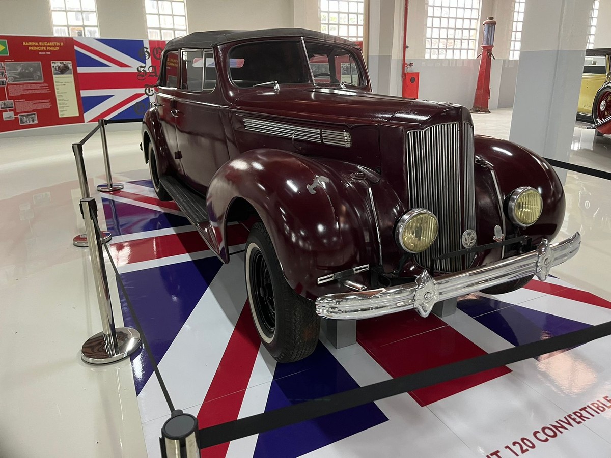 Tucker, Cadillac, Packard e Maverick: museu no interior de SP reúne ...