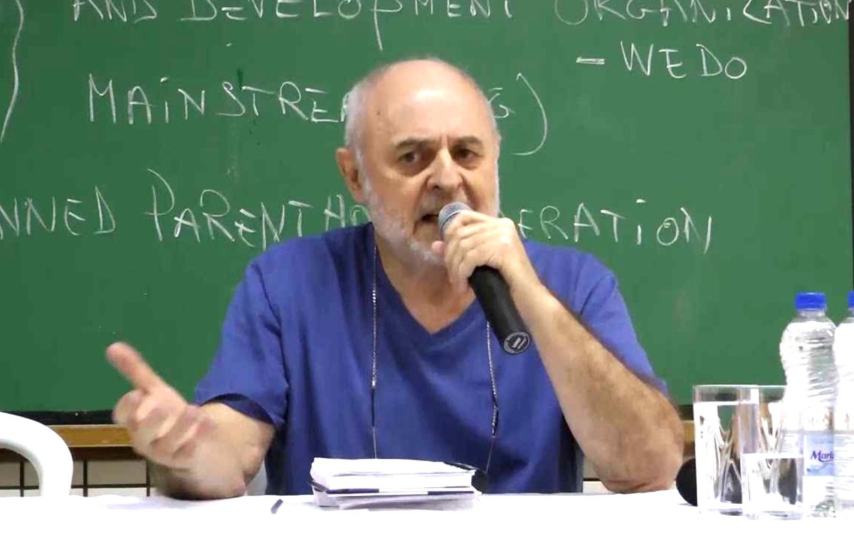 Professor diz que foi impedido de dar curso sobre ideologia de gênero ...