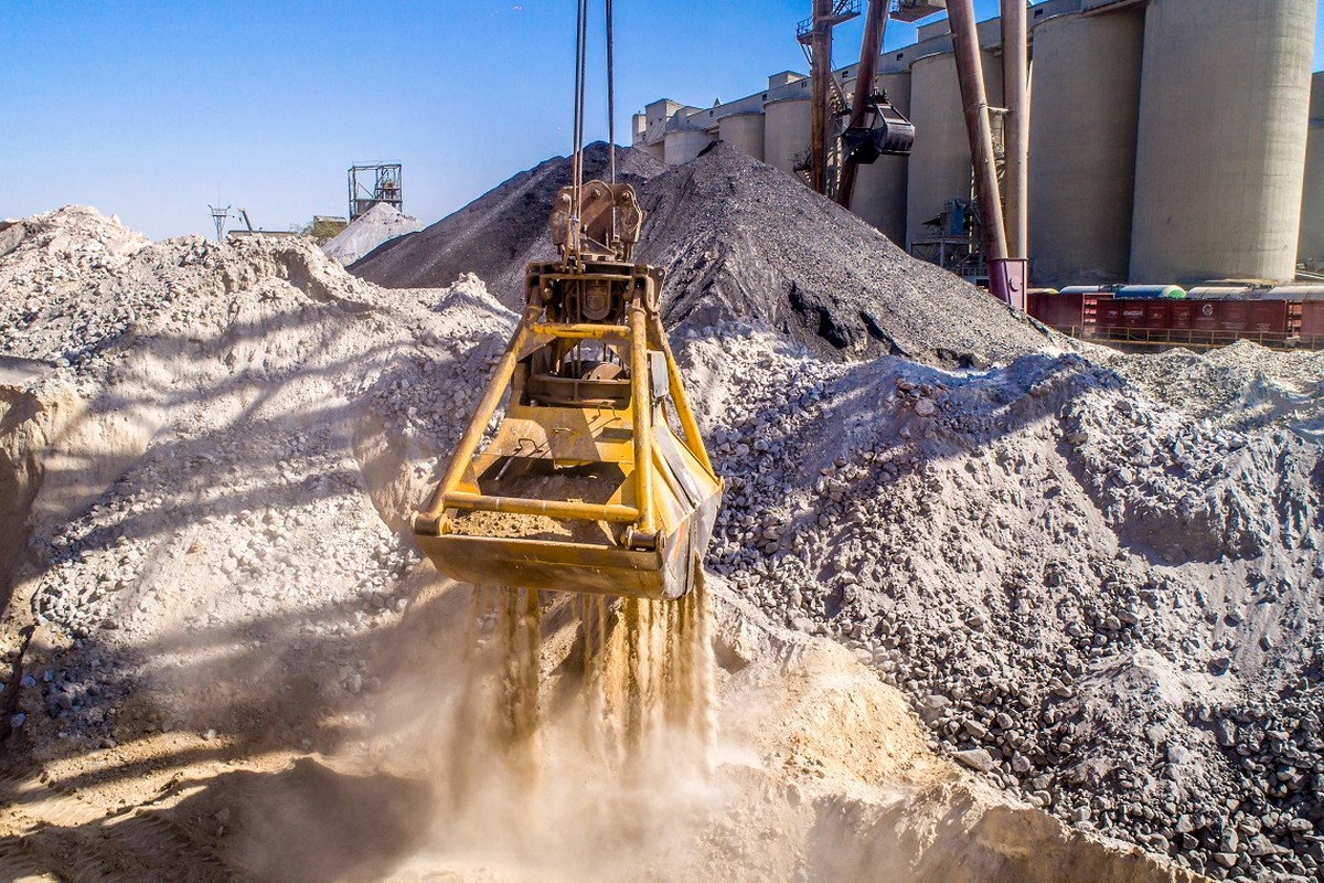 Indústrias de cimento querem reduzir a emissão de gases poluentes ...