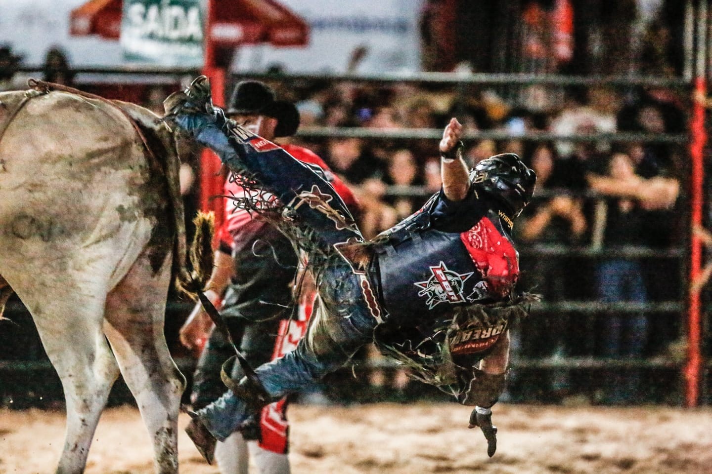 Campeão da montaria no Limeira Rodeo leva R$ 20 mil e classificação ...