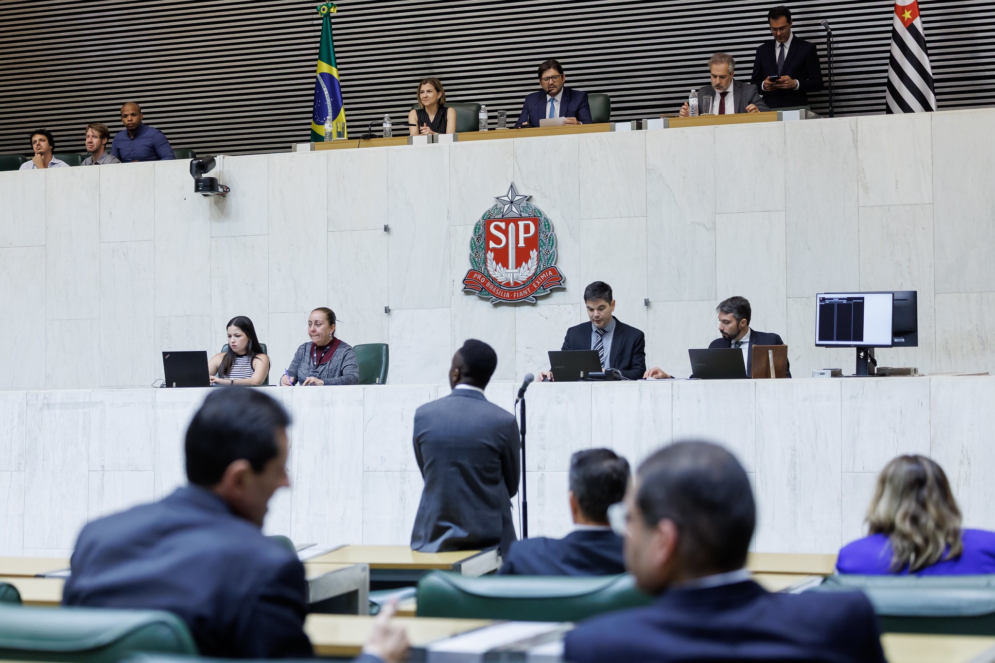Alesp aprova novo plano de carreira da Polícia Civil de SP após pressão ...