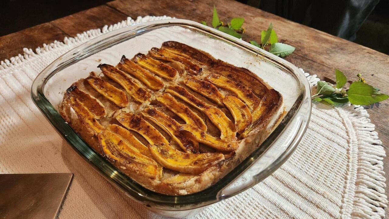 Torta seca de banana é herança de família que vive em sítio em Sete ...