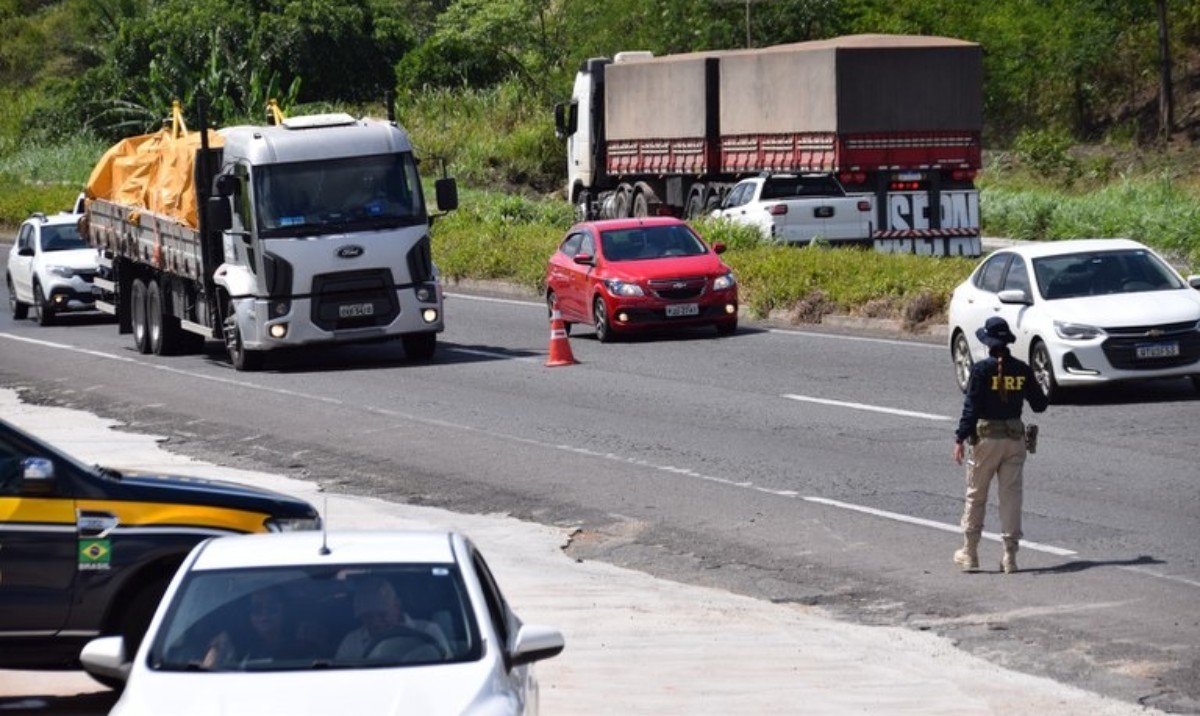 PRF registra aumento de acidentes e mortes no trânsito durante Carnaval ...